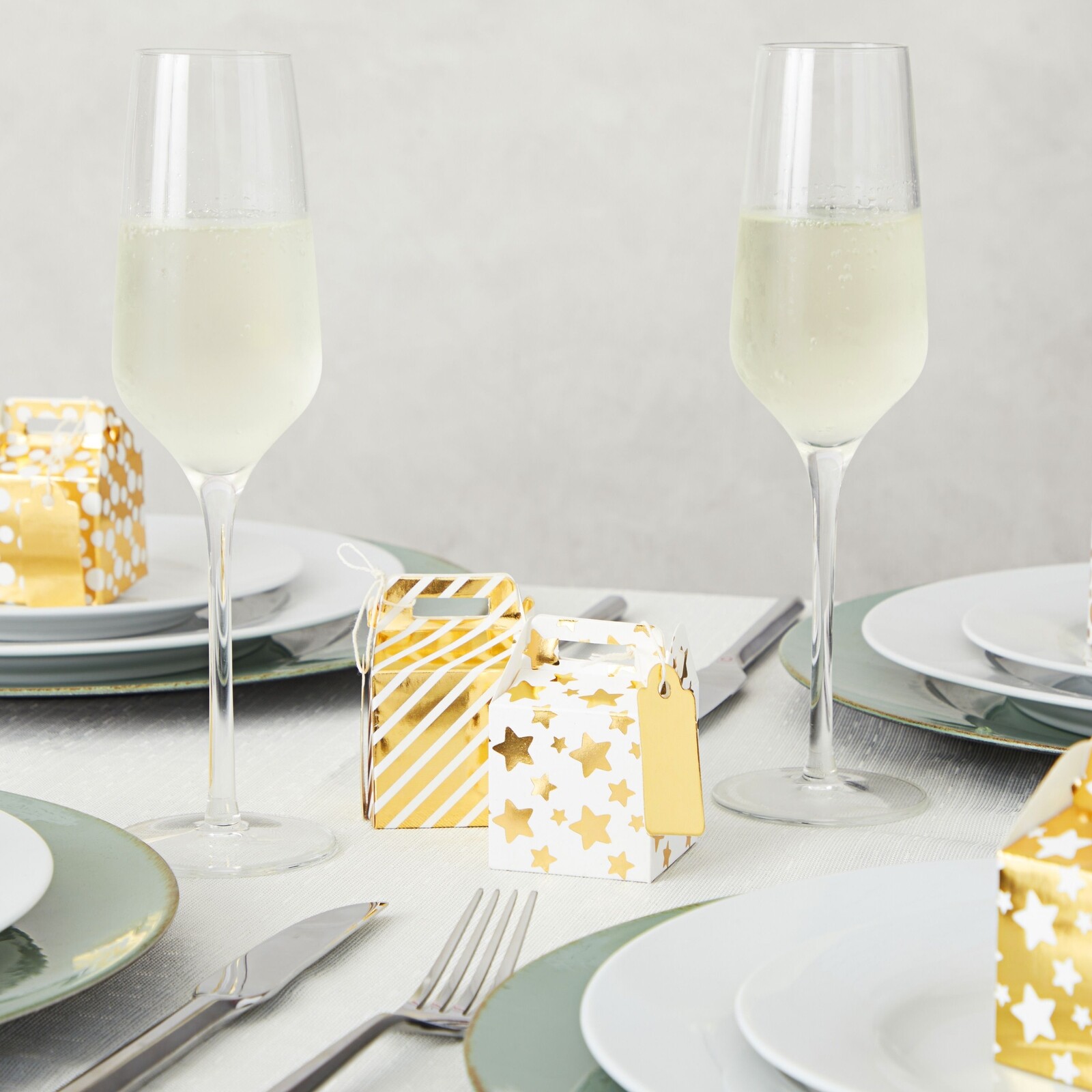 36 Pack Mini Gold Gift Boxes for Wedding, Tiny 2x2x2 Favor Boxes with ...