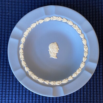 Vtg Wedgwood Blue Jasper Ware Julius Caesar Cigarette Cigar Ash Trinket ...