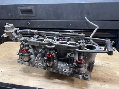 1986 Nissan 300ZX Fuel Injector Rail and Intake | OE | Fuel Injector