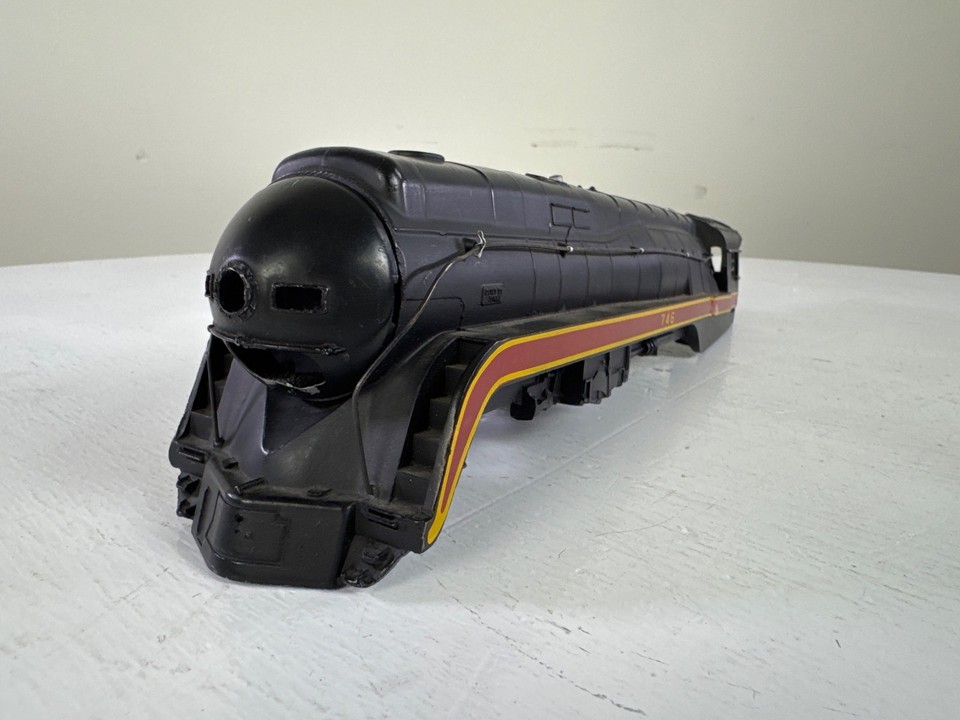 Lionel 746 O Gauge Norfolk & Western steam locomotive Bakelite Body ...