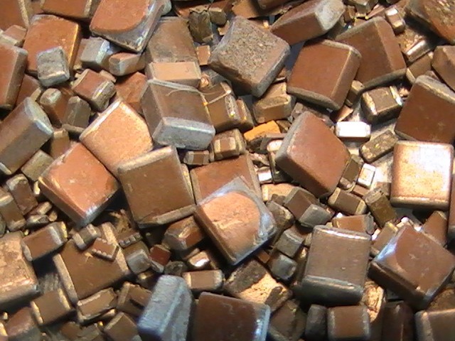 300 Grams of Ceramic MLCC Magnetic Capacitors - palladium/silver ...