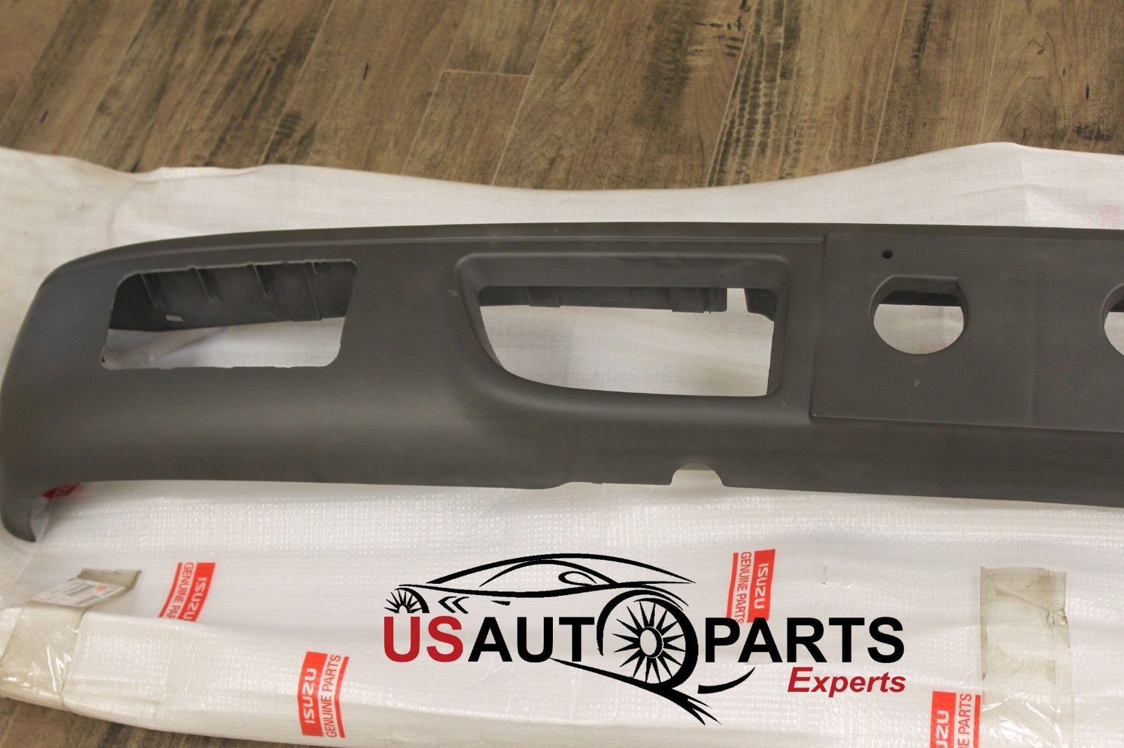Genuine Isuzu 2005-2008 NPR NQR 5.2L 4HK1 Front Bumper | UAP200074 ...