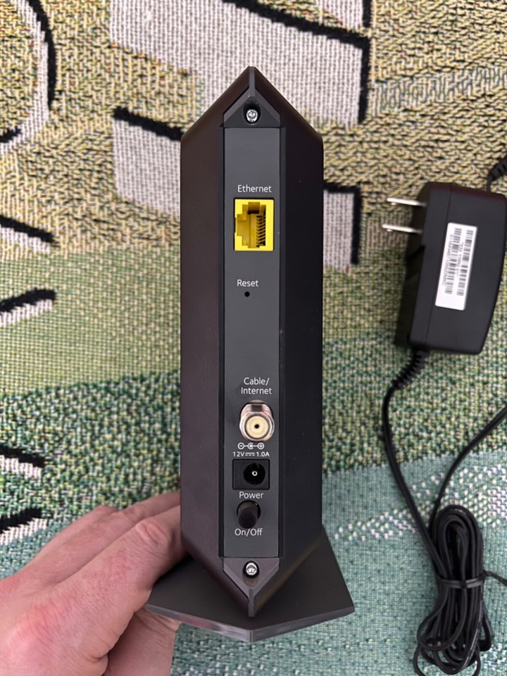 NETGEAR CM700-1AZNAS DOCSIS 3.0 Cable Modem 32x8 for Xfinity, Cox ...