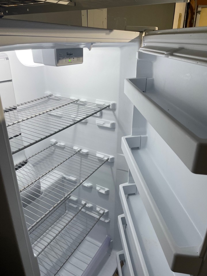 Whirlpool Upright Deep Freezer with Self Defrost and Fast Freeze ...