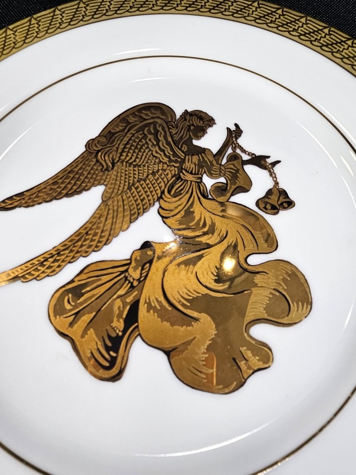 Set Of Two Centurion Collection 9414 Pure Gold And White Plates ...