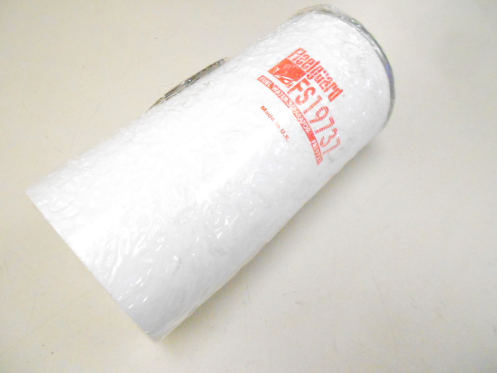 FLEETGUARD FS19737 - Fuel filter cross reference