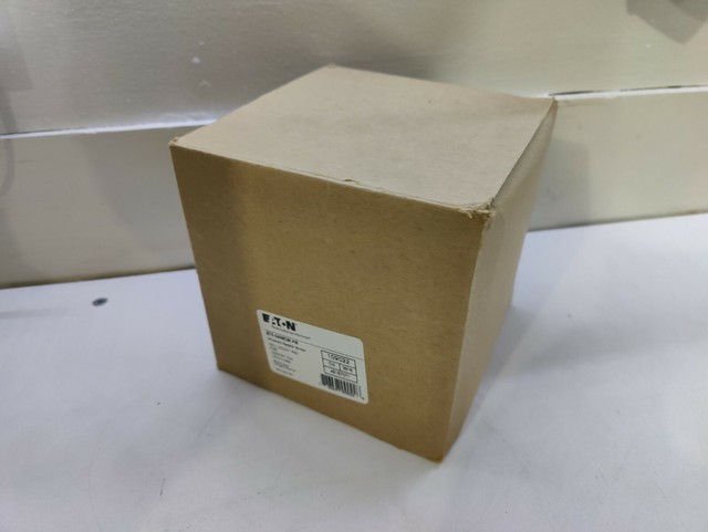 Eaton Wheelock E90-24MCCH-FW Speaker Strobe Ceiling Mount 24VDC - White ...