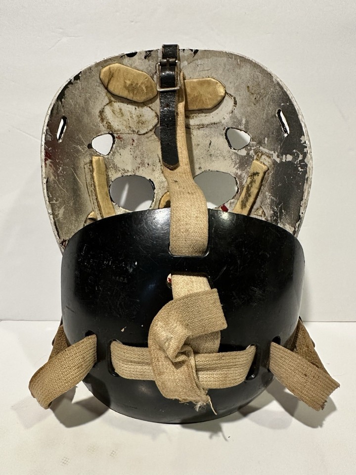 Vintage Cooper HM7 Goalie Mask with COOPER SK2 Backplate Hockey NHL ...