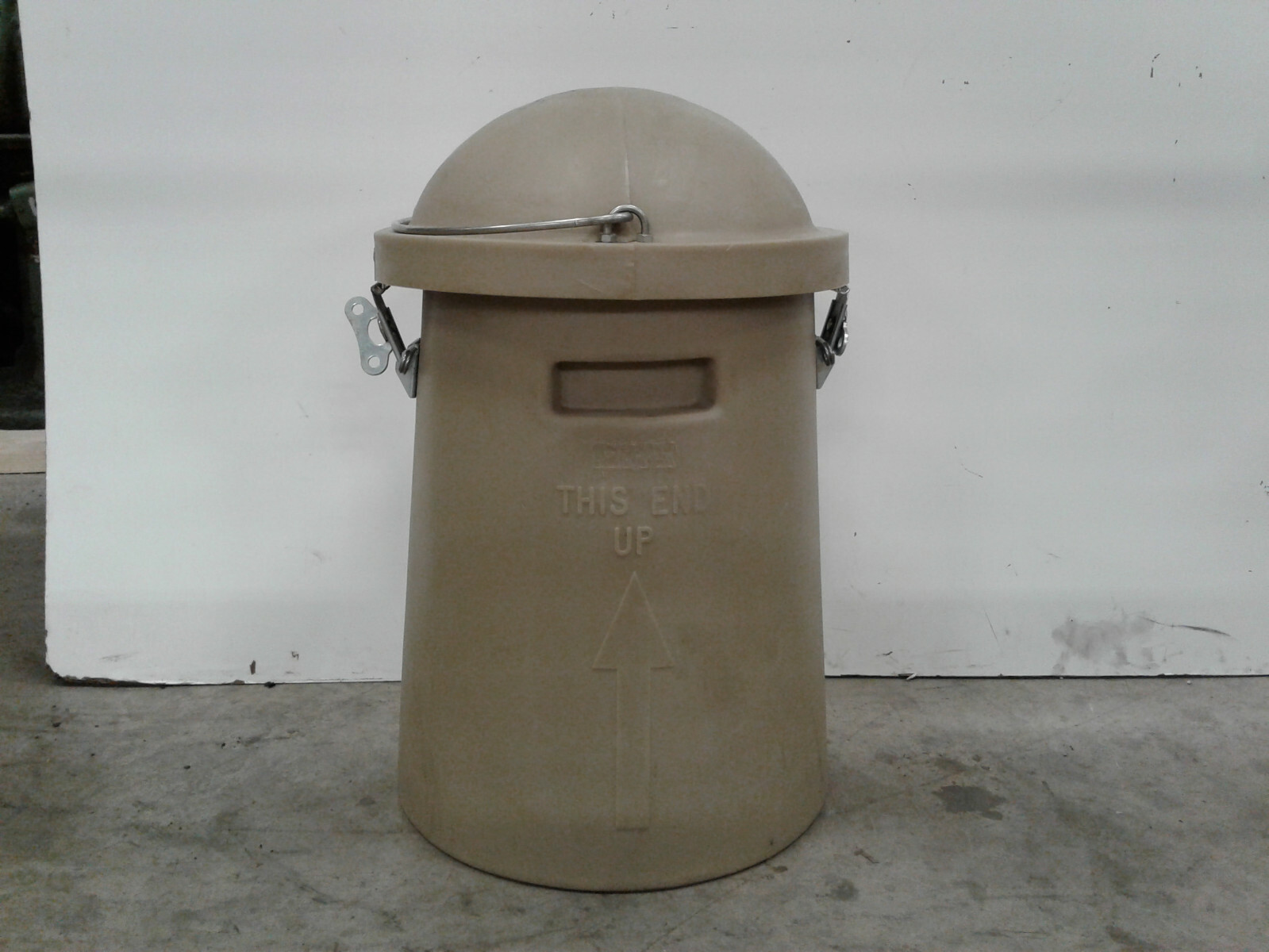 Dewar VWR CryoPro V-106 Vapor Shipper Liquid Nitrogen w Outer Shipping ...