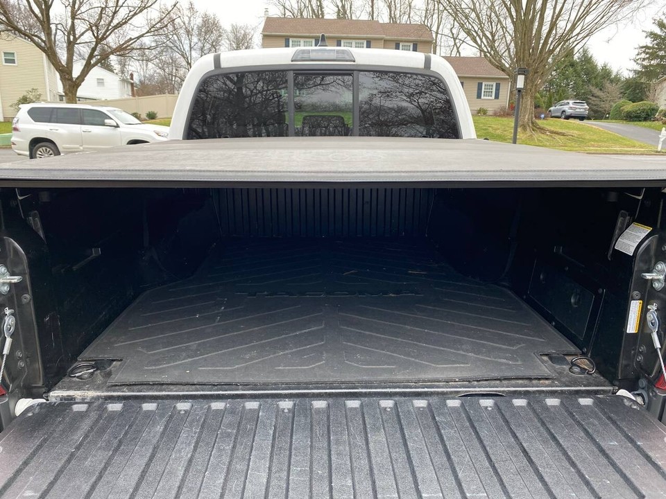 Toyota Tacoma Tonneau Cover PT954-35242 | eBay