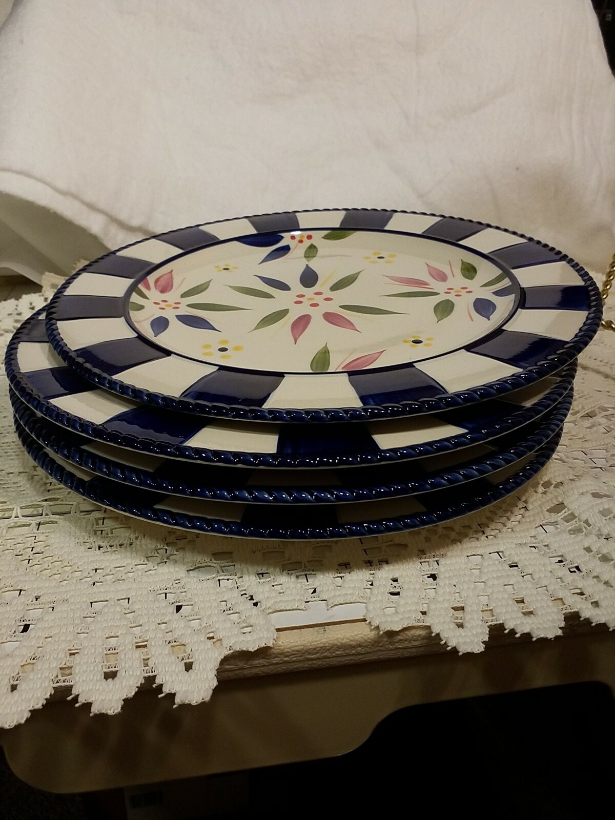 Set of 4 Temptations Tara Old World Confetti Floral Ovenware 10.5 ...