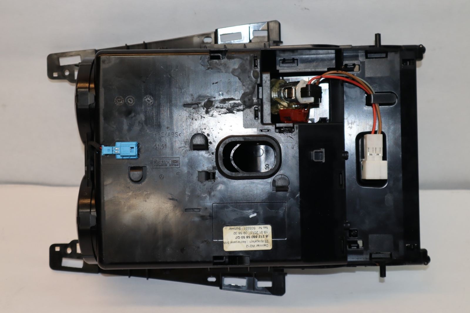 MERCEDES 212 E350 E550 Cup Holder Center Console Wood Trim 2126805850 ...