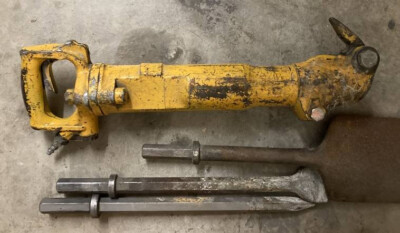 Breakers & Demolition Hammers - Pneumatic Clay Digger