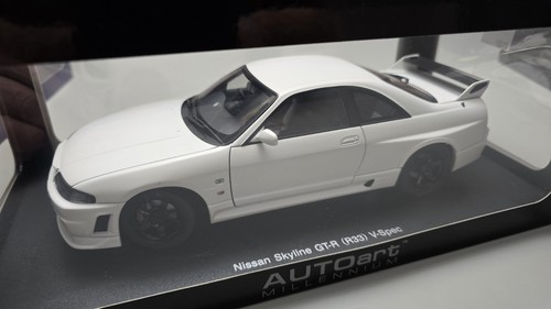 1:18 AUTOART - Nissan Skyline GT-R R33 R TUNE - 77325 | eBay