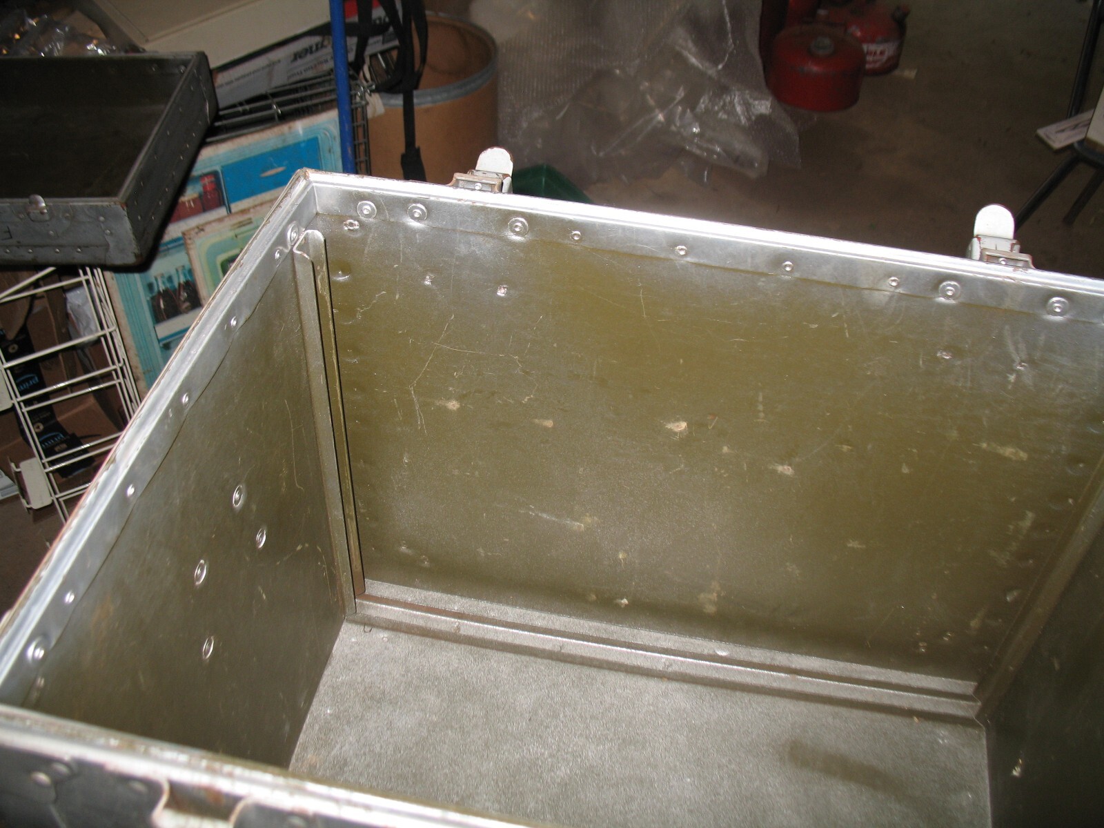 VTG 1964 METAL MILITARY OFFICERS MESS KIT TRUNK CHEST 19 1/2 x 14 1/4 x ...