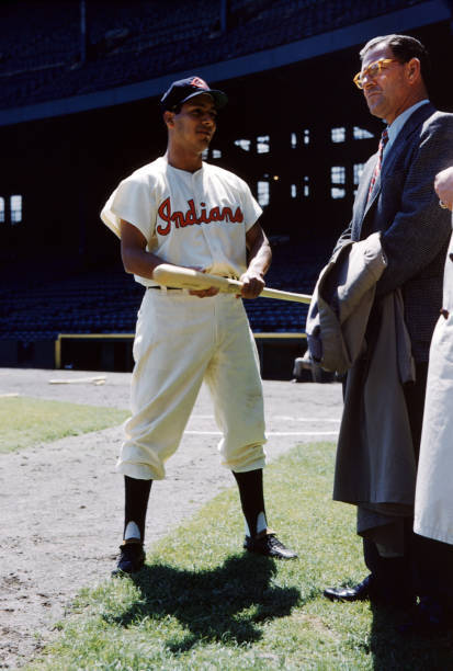 Bobby Avila Of The Cleveland Indians 1955 Old Baseball Photo 6 | eBay ...