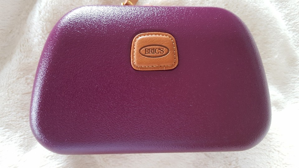 1 Qatar Airways Business Class Amenity Kit Neu in Lila Kulturtasche Kulturbeutel | eBay.de