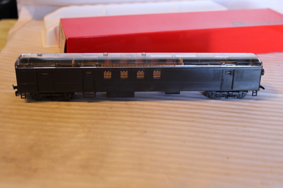 HO Scale Rivarossi, RPO Passenger Car, Interior, Unpainted, Undecorated ...