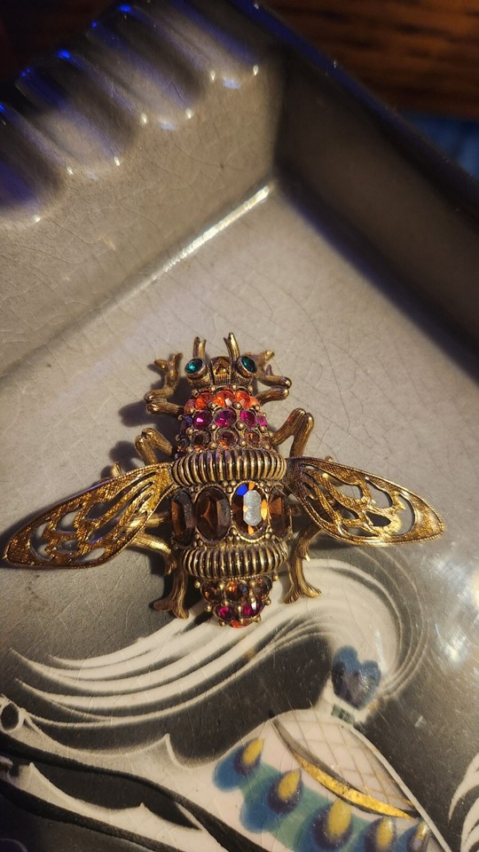 Vintage Joan Rivers Large Queen Bee Rhinestone Brooche Rare | eBay