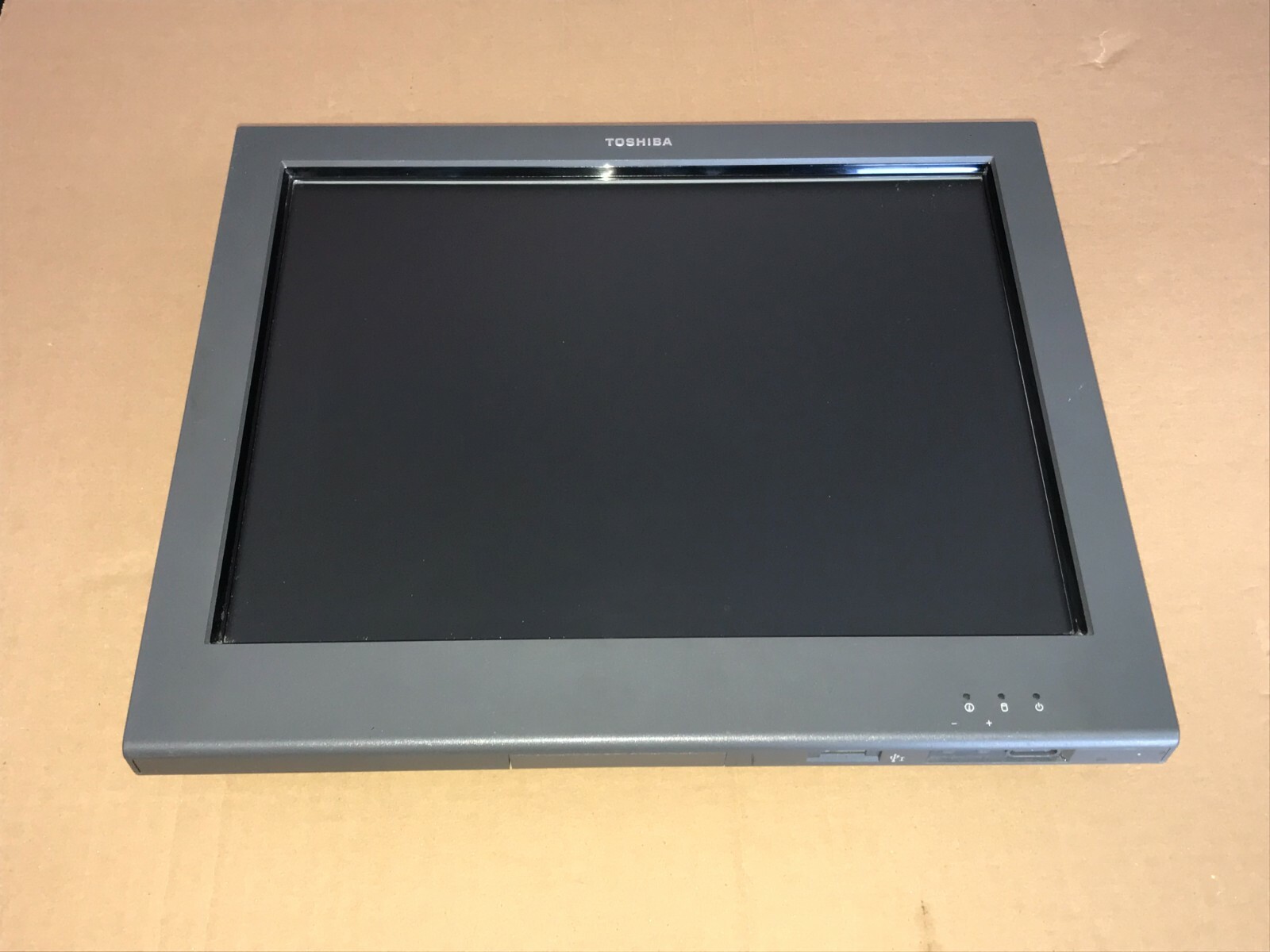 IBM Toshiba SurePOS 500 Series 4852 15" LCD Assembly 7429989 for sale ...