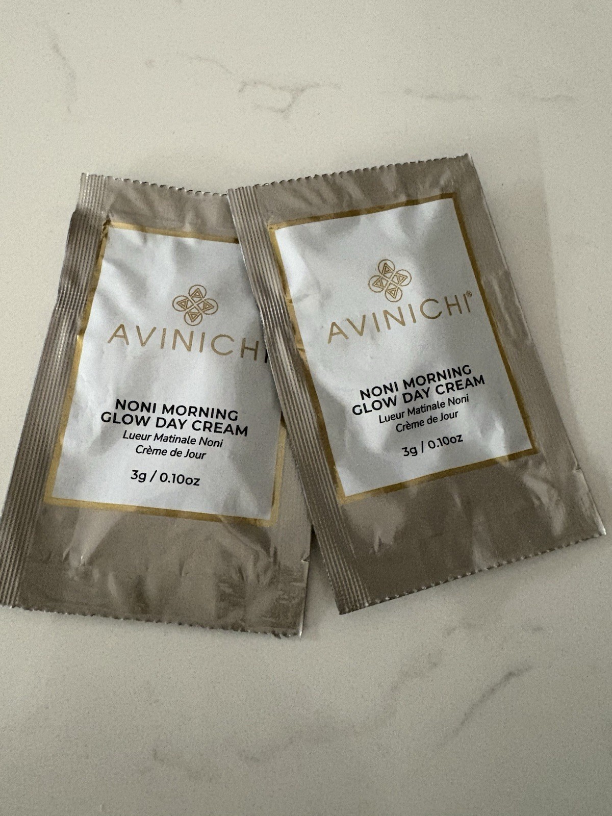 Sample Packets (2) Avinichi Noni Morning Glow Day Cream Moisturizer 3g ...