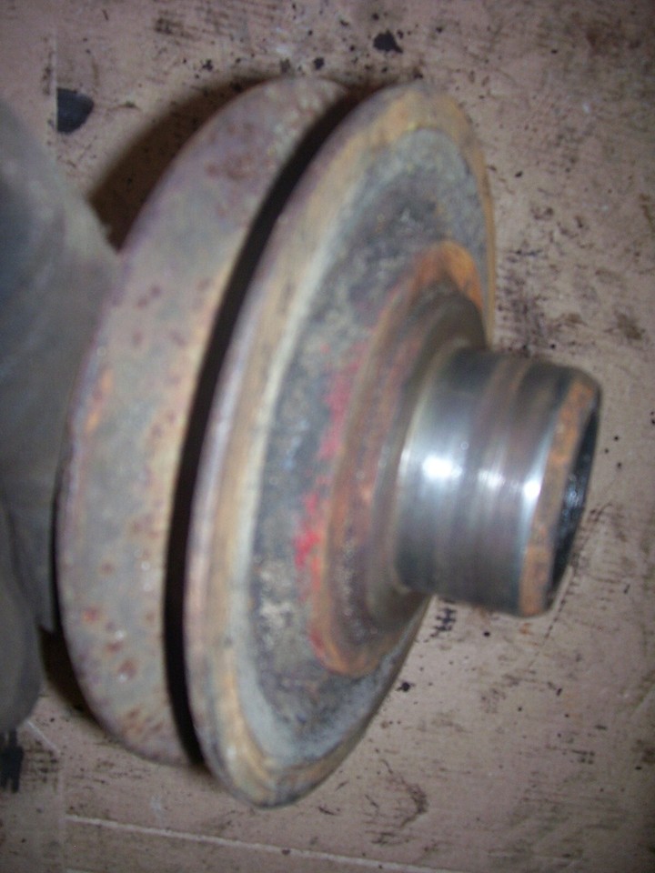 VINTAGE MASSEY HARRIS 44 TRACTOR -CRANKSHAFT PULLEY -1952 | eBay