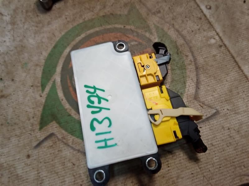 Chassis ECM Air Bag Below Console ID 13523859 Fits 17-20 ACADIA 3604305 ...