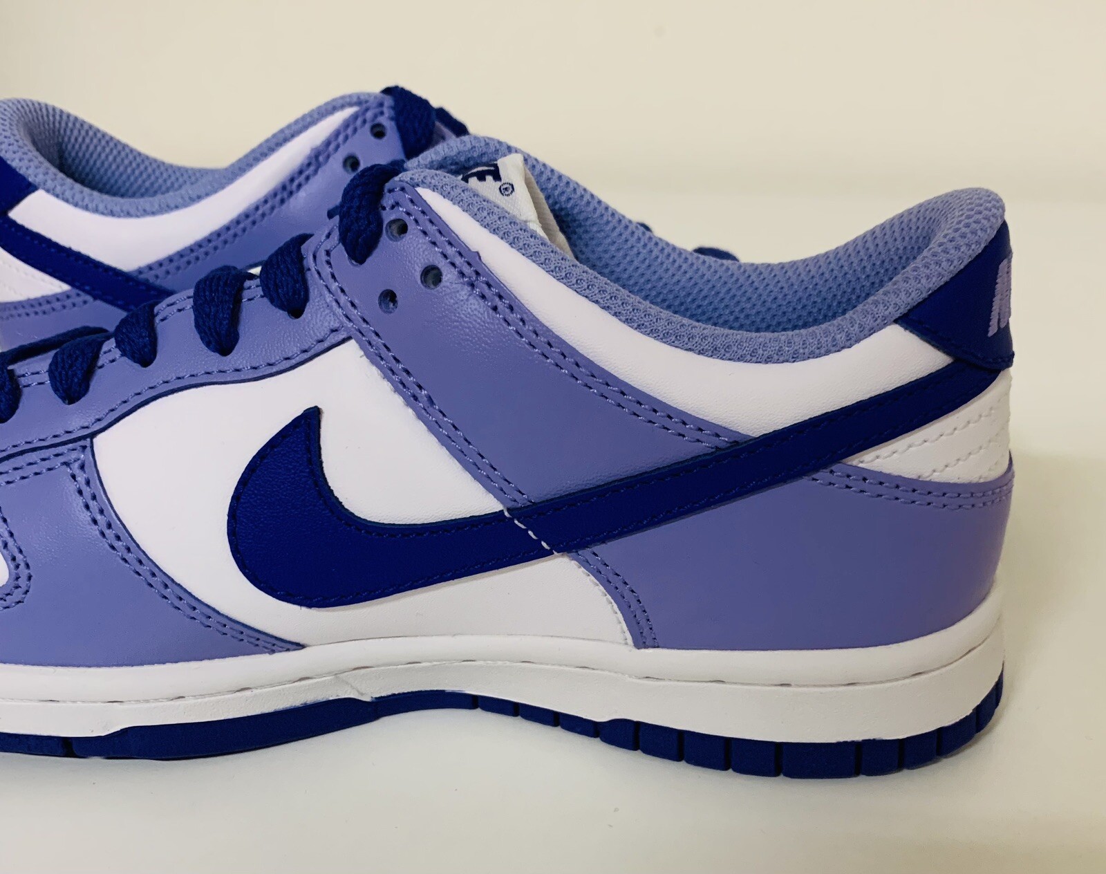 Nike Dunk Low GS Blueberry Youth Sz 4Y/ Womens 5.5 White Lapis Purple ...