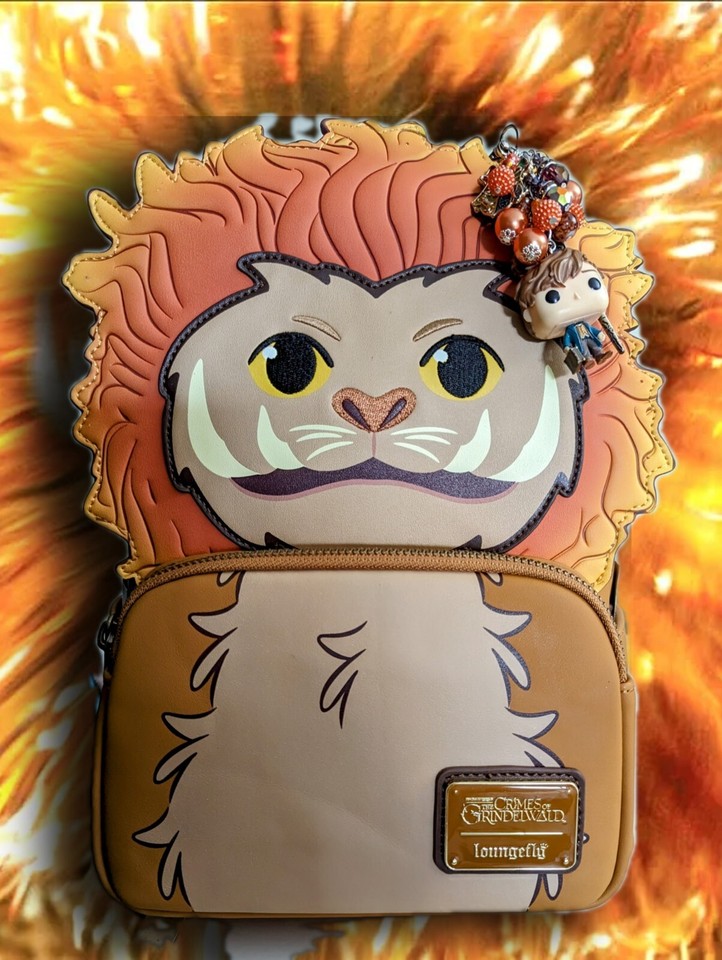 Loungefly Fantastic Beasts ZOUWOU🦁 light up mini backpack & Newt Funko ...