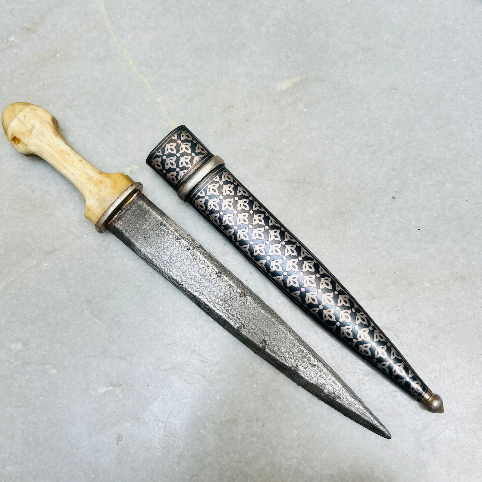 Indian handcrafted dagger in silver koftgari and beautiful hand grip ...