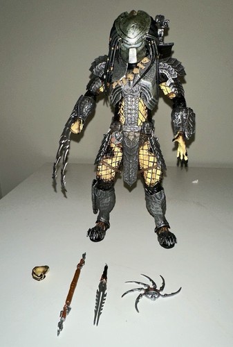 Open Complete Neca AVP Alien Vs Predator MASKED SCAR 8” Loose Action ...