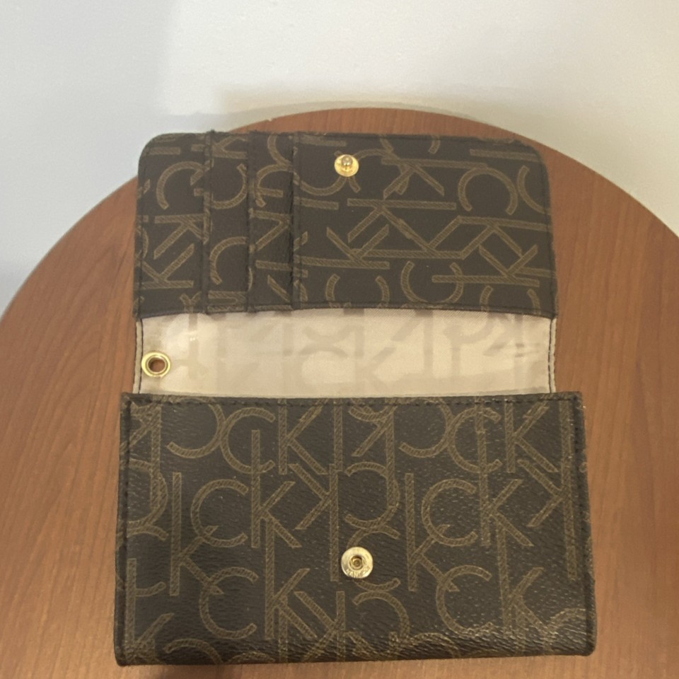 Calvin Klein Brown Logo Envelope Wallet Folding Credit Card Women's | eBay
