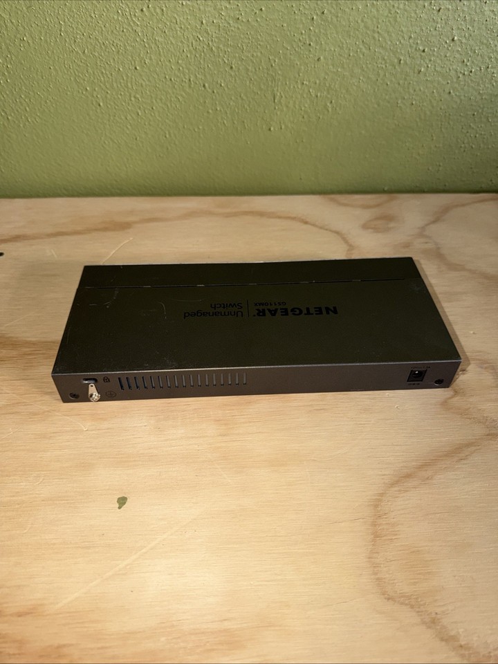 NETGEAR 10-Port Gig/10G Ethernet Unmanaged Switch (GS110MX) -with 8 x ...
