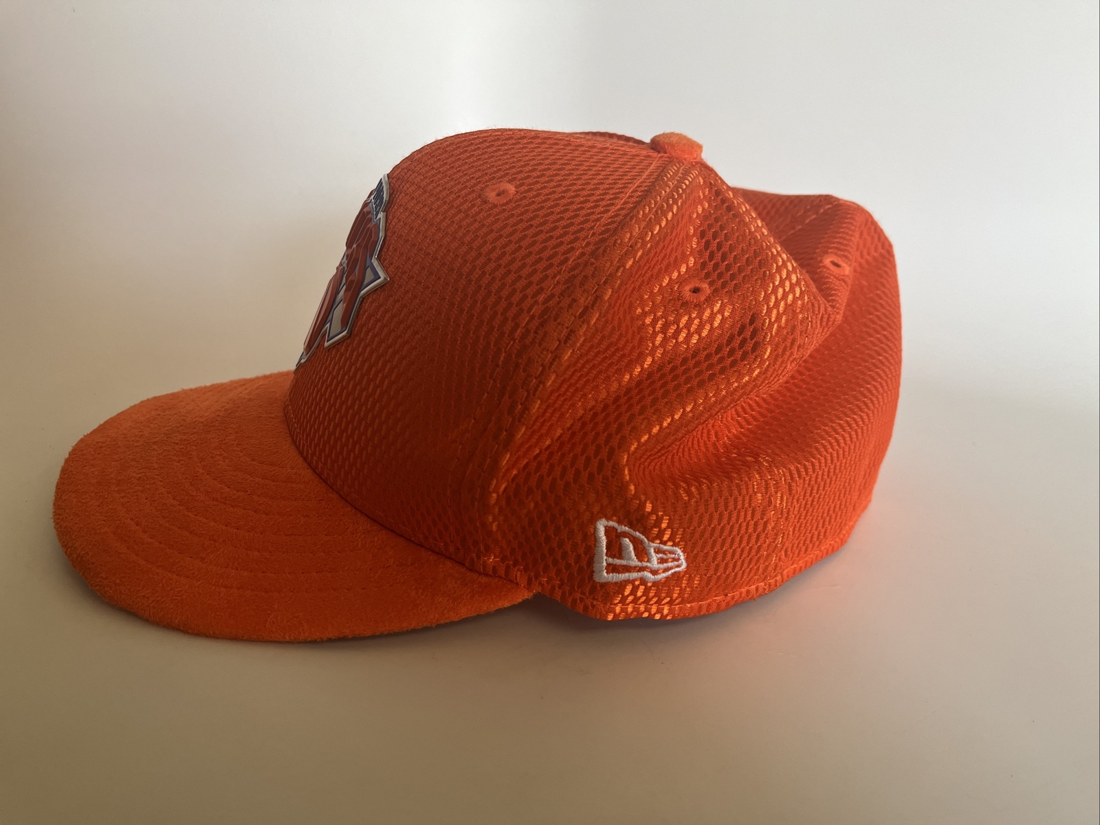 New Era 59Fifty New York Knicks Suede Bill Fitted Hat… - Gem