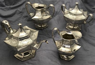 Tea/Coffee Pots & Sets - Teapot Meriden