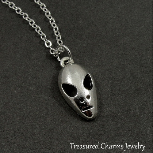 Silver Alien Head Necklace - Martian UFO Outerspace Extraterrestrial ...