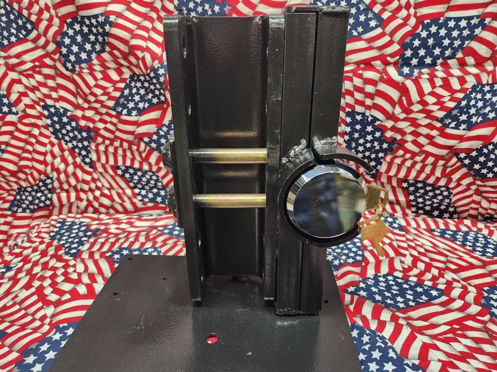 Tough Adjustable Channel Bolt Lock For Channel Couplers SECURE | Black