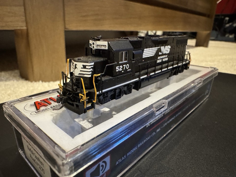 Atlas N Scale Norfolk Southern NS GP38-2 5270 DCC ESU Loksound VERY ...