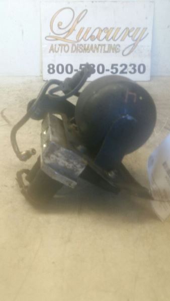 2003-06 -Mercedes-Benz SL500 - Rear Susp. Valve Block - 2513200058 ...