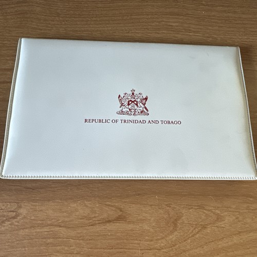 Franklin Mint Republic of Trinidad and Tobago 1977 Eight coin specimen ...
