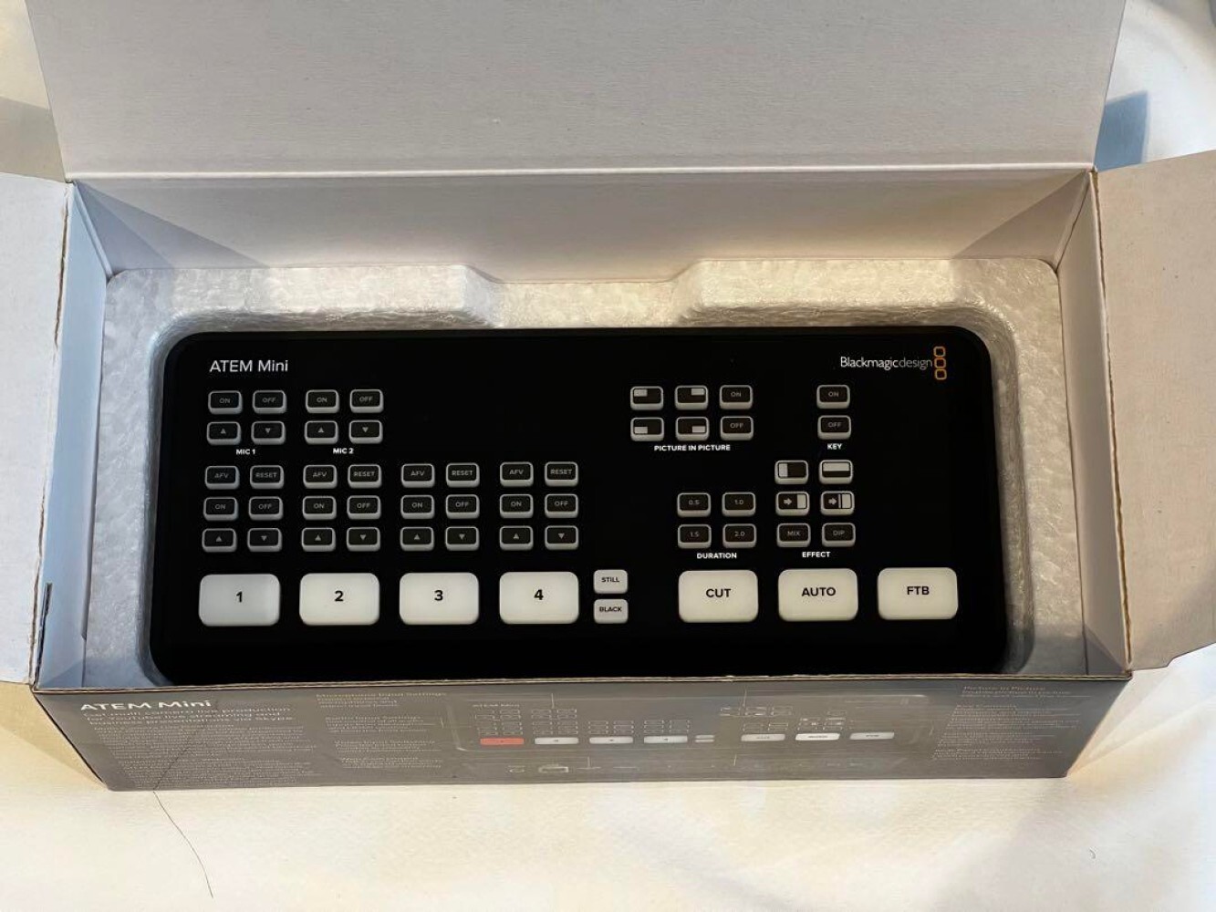 ATEM Mini HDMI Live Stream Switcher Blackmagic Design w/ Box Tested ...