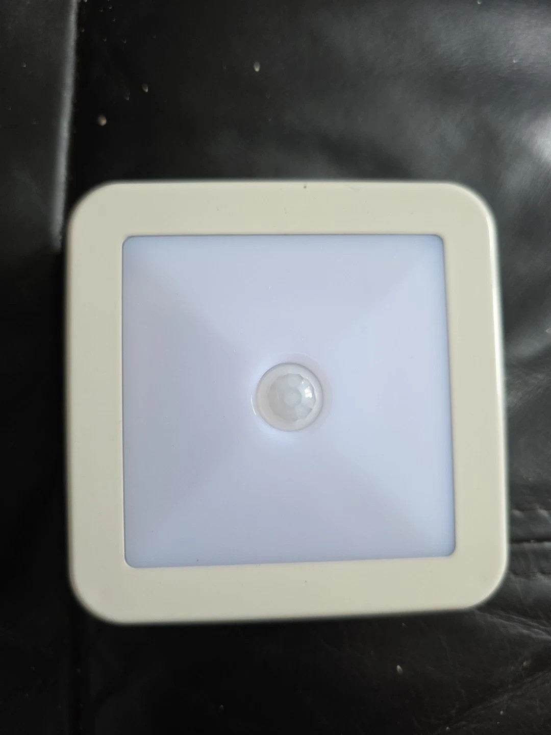 6 LED Motion Sensor Lights PIR Wireless Night Light Battery Cabinet ...