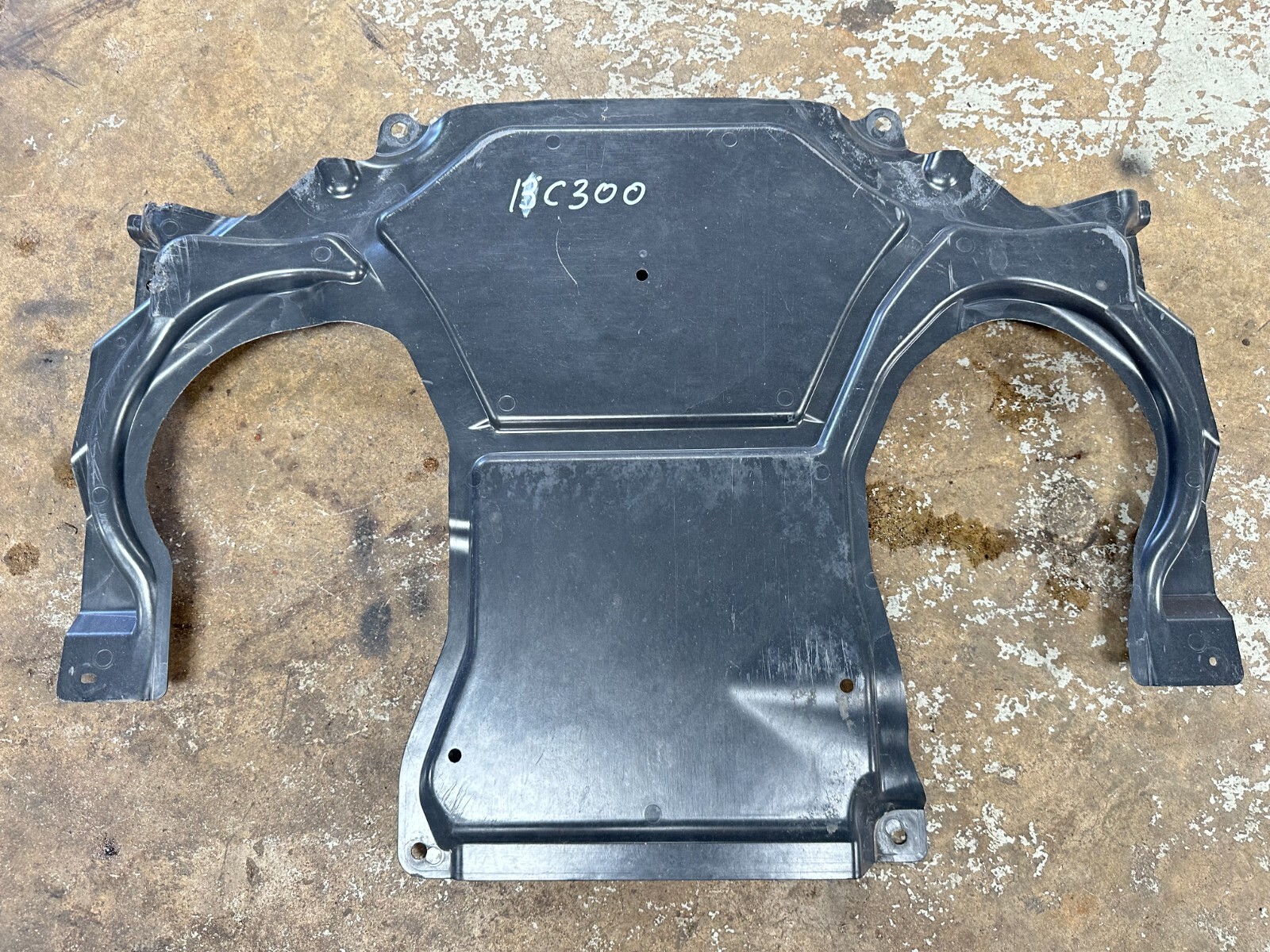 08-17 Mercedes W204 RWD ENGINE PROTECTION BELLY PAN SHIELD SPLASH GUARD ...