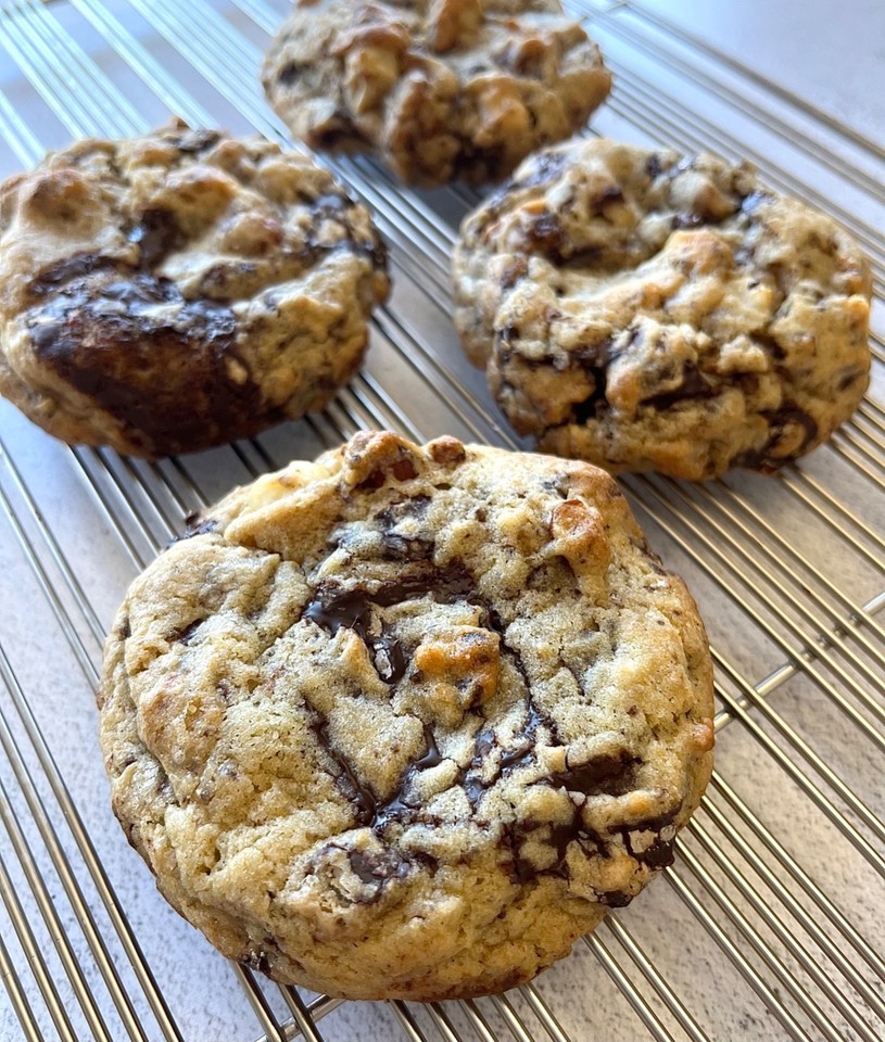 6Pcs Homemade Gourmet Cookies/Thick Chocolate Gooey Cookies/ Fresh Made ...