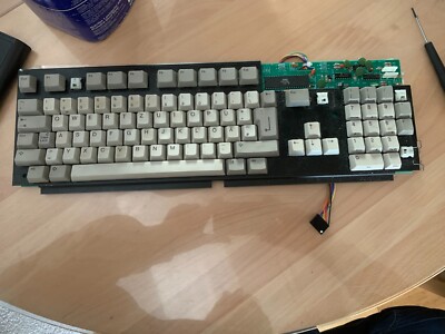 COMMODORE AMIGA 500 CHICKEN LIPS HI-TEK KEYBOARD REPLACEMENT KEYS CAP ...