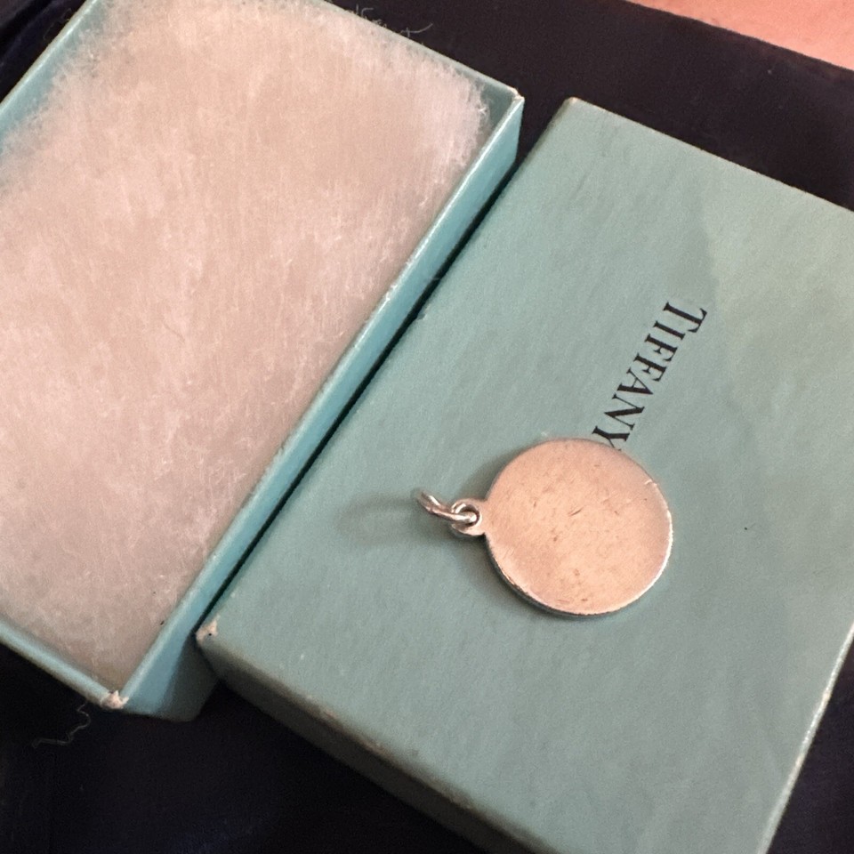 VINTAGE TIFFANY & CO MAKERS STERLING SILVER CHARM PENDANT ROUND CIRCLE ...