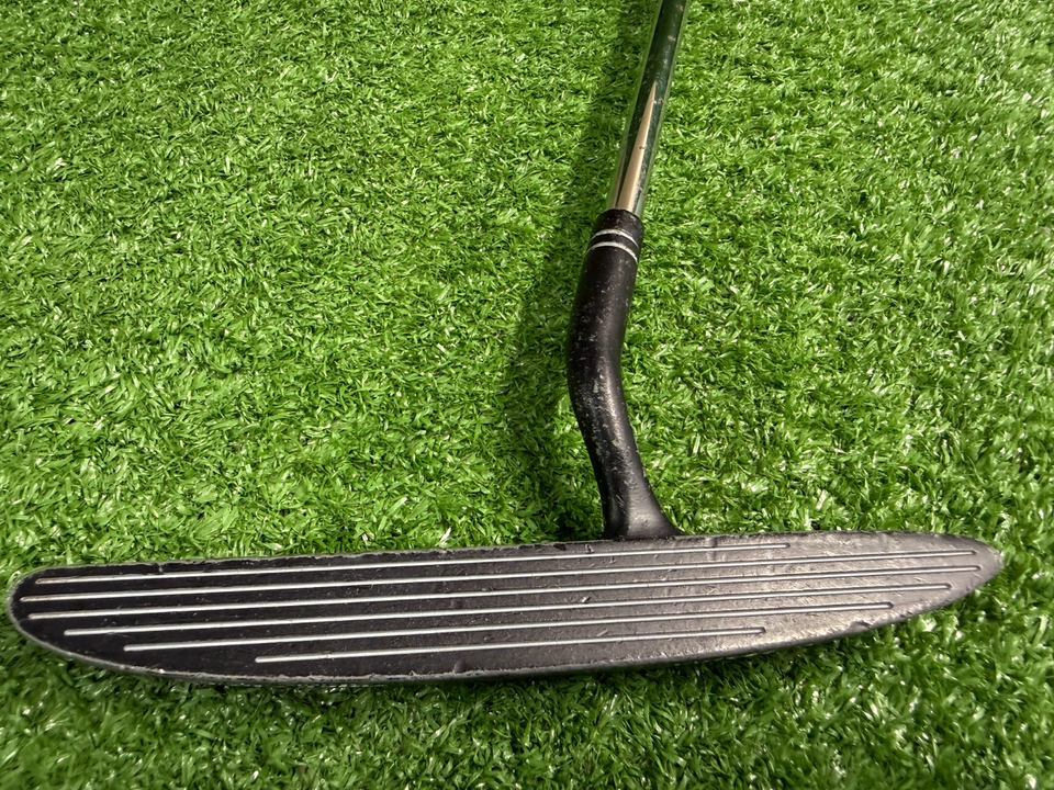 UNIQUE Tiger Shark Great White 2100 Putter / 35.25" / Steel / NEW GRIP ...