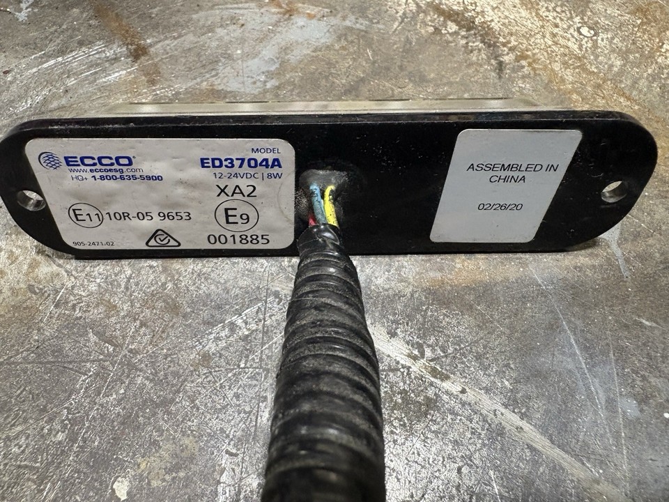 Ecco Model ED3704A Amber Strobe LED Light Strobe Light Used **plow ...