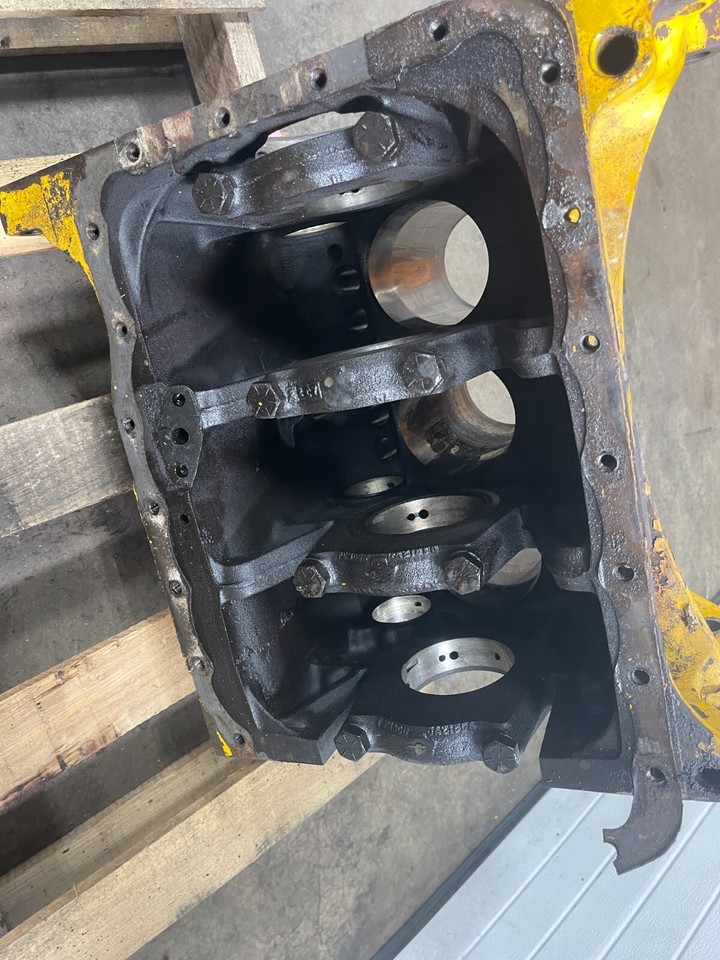 Ford 231 Gas Tractor Engine Block D5NN6015F 3000 | eBay