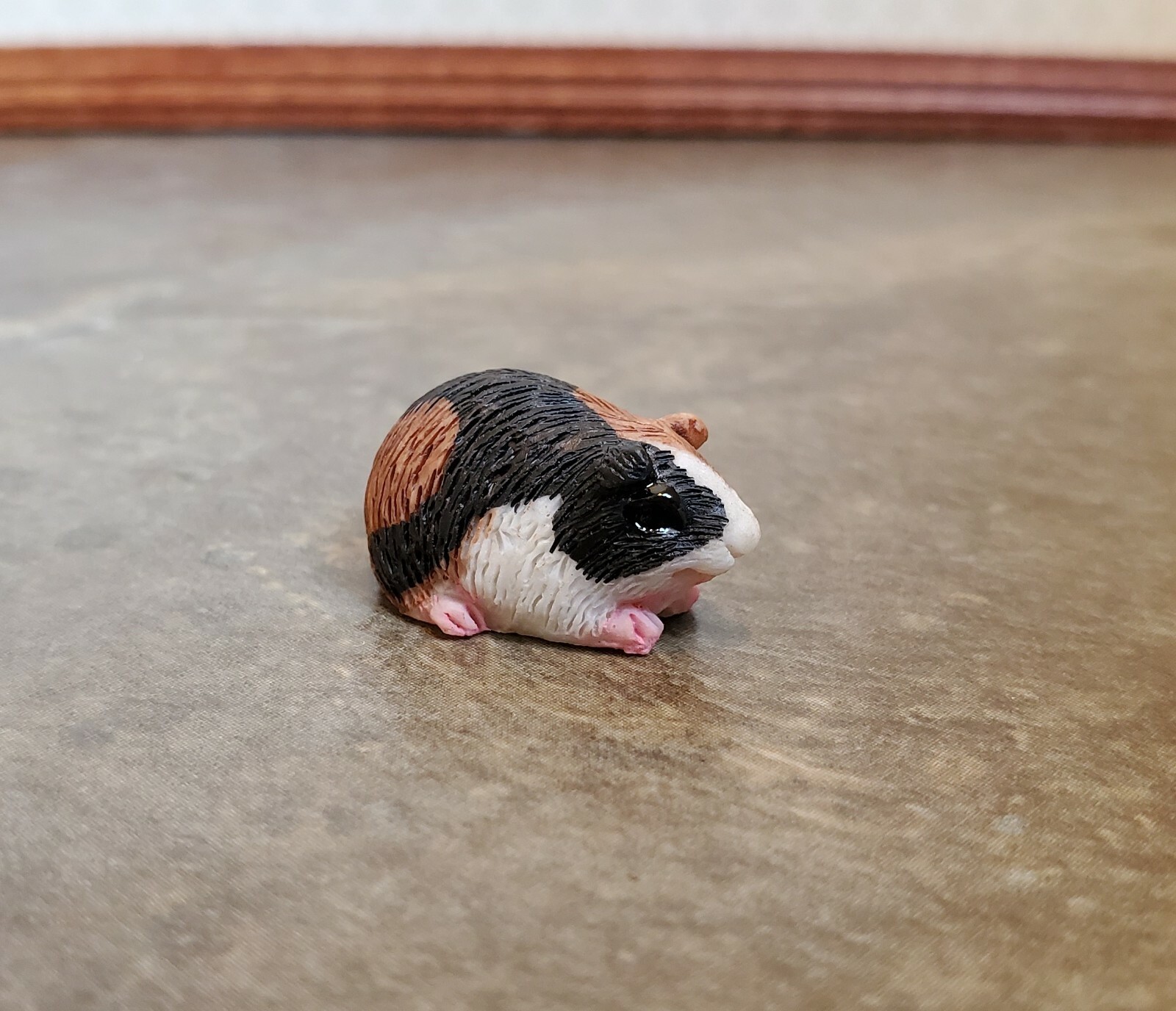 Dollhouse Miniature Guinea Pigs Set of 3 1:12 Scale Pet Black White ...